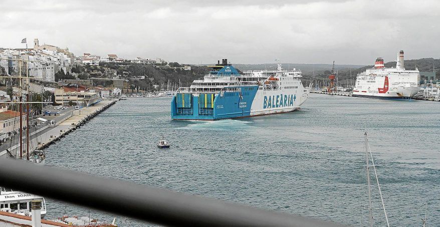Ferry que conecta Mallorca con Menorca ¡Elige la mejor opción! - easyDest